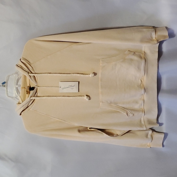 Universal Thread | Tops | Universal Thread Womans Hooded Sweatshirt ...